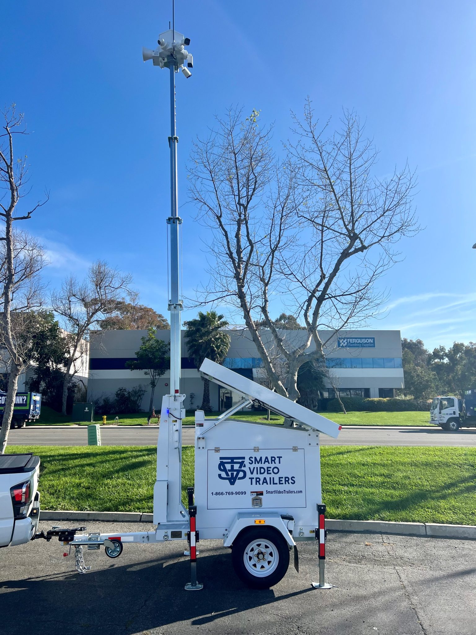 Smart Video Trailers: Rapid Deployment & 24/7 Protection